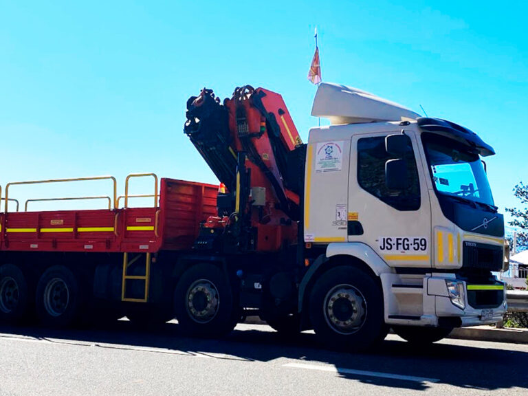 Camiones pluma - San Andrés SpA